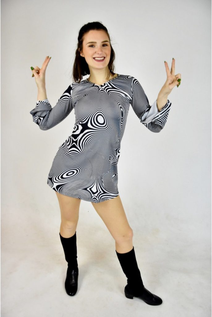 BLACK AND WHITE PSYCHEDELIC GOGO DRESS - SOLD AS SET OF 5 - The Costume ...